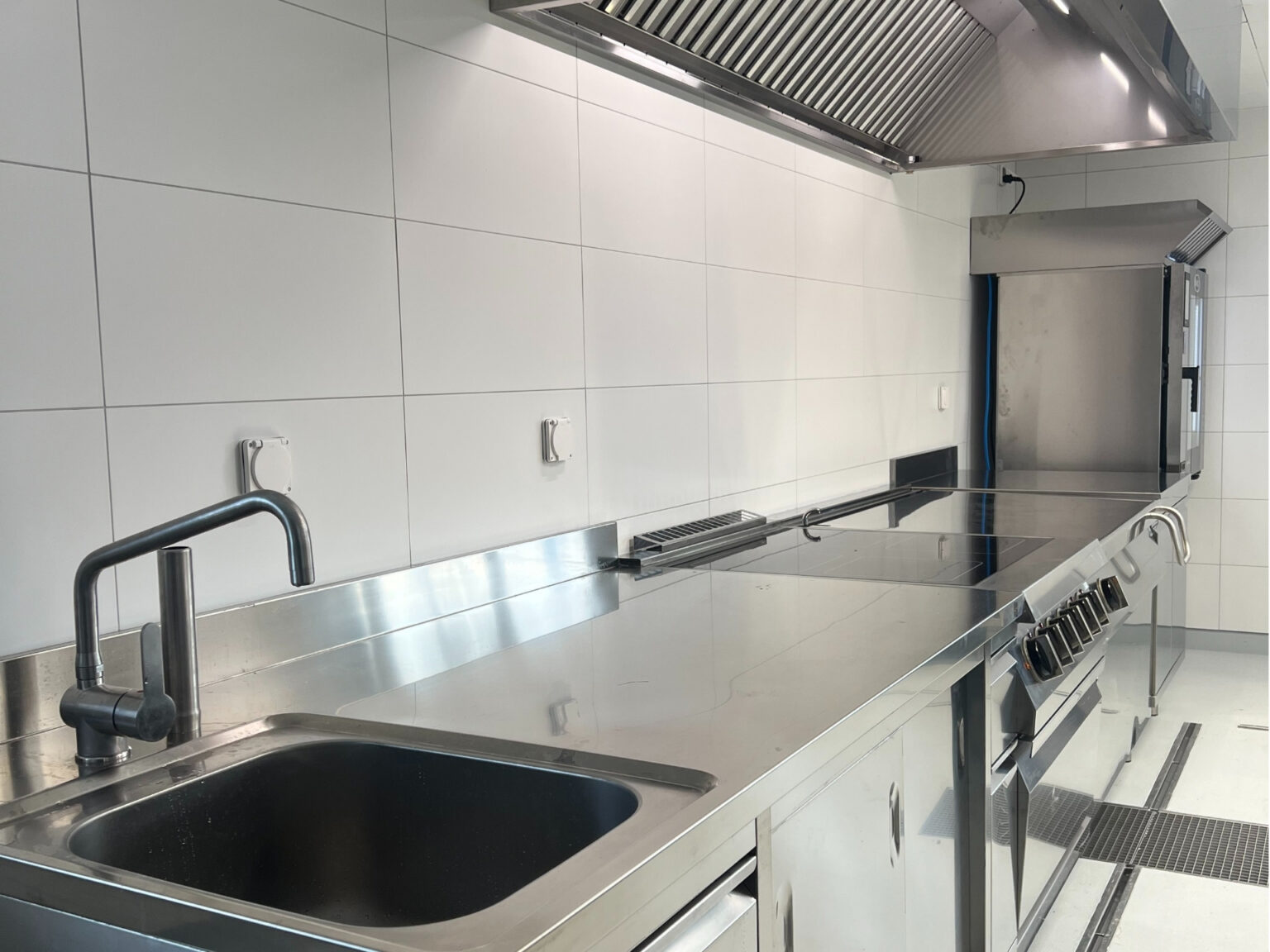 Gastromachines - Cuisines professionnelles sur mesure Suisse romande
